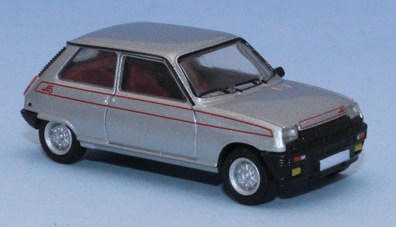 Renault 5 Alpine, silver - Baiedesommemodelisme